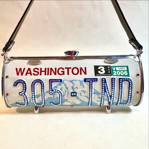 Little Earth | Bags | Little Earth License Plate Purse Washington State ...